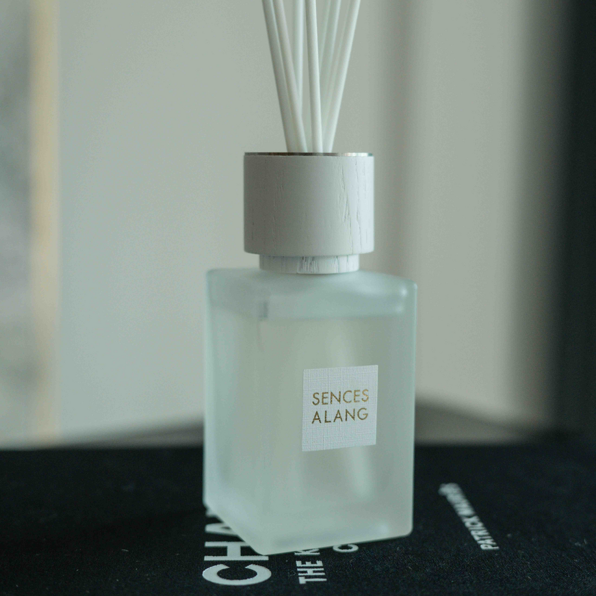 Sences White Mini Alang Reed Diffuser 120ml | Chloe Jade Home