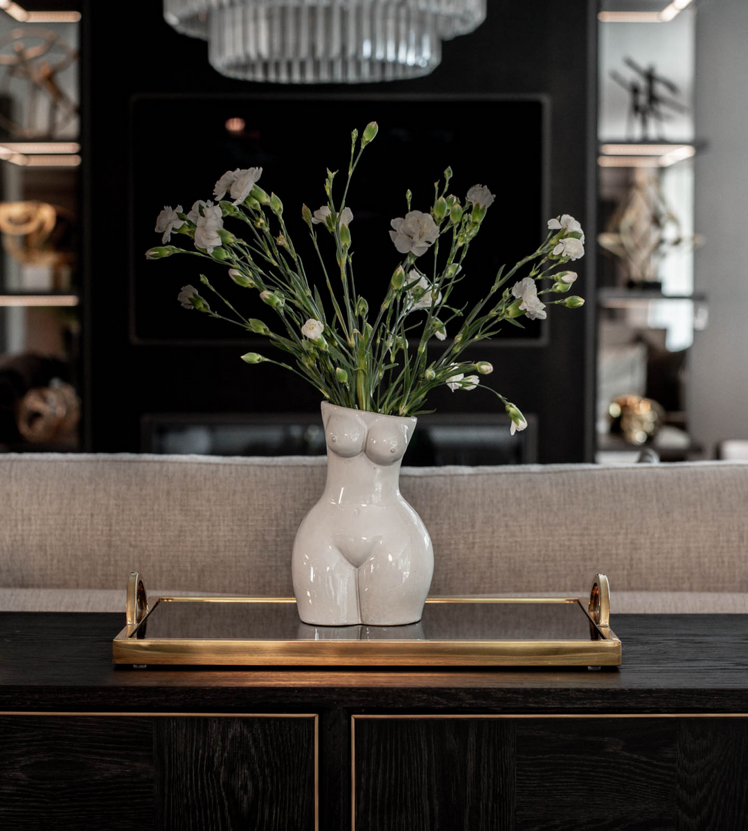 White Ceramic Volumptuous Body Vase – Chloe Jade Home